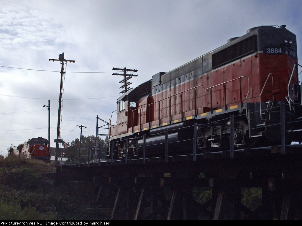 3884 resting on the Paint Creek trestle